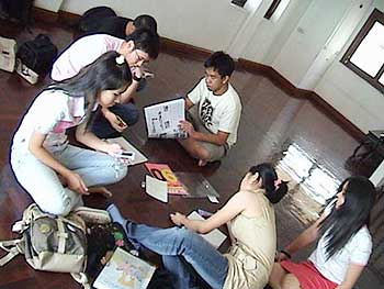 GLOZE สื่อวัยมันของขาสั้น-คอซอง