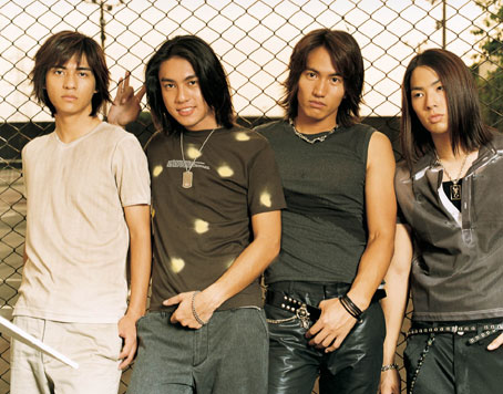 หนุ่มๆ F4 กลับรังเก่าแสดงละครร่วมกันปีหน้า