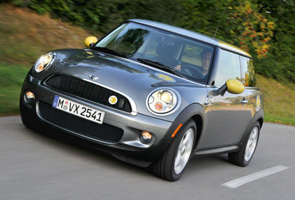 Mini E พลังไฟฟ้าเพื่อการขับเคลื่อน