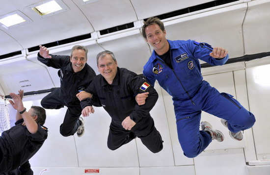 Zero-gravity episode