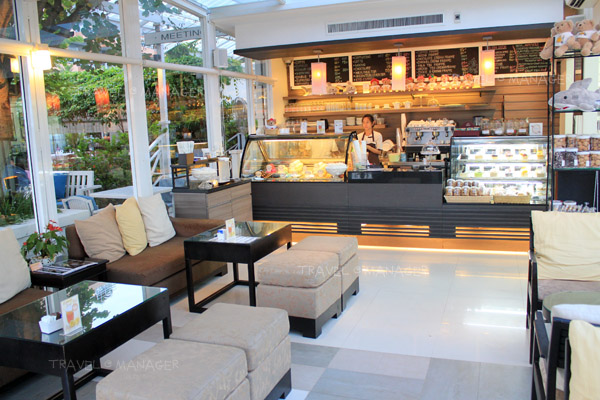 “Cafe Kantary” ชิมเค้ก จิบกาแฟ คลอเคล้าบรรยากาศริมทะเล