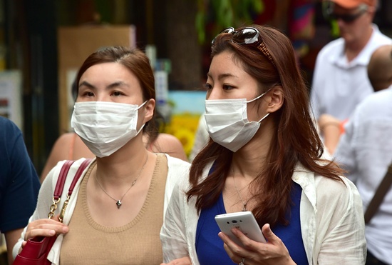 Photo Gallery Facts about MERS and face mask