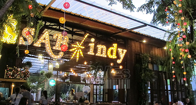 “SAB indy” อร่อยเด็ด ดนตรีโดน ร้านอาหารสุดแนวของ “เดอะ ปั๋ง” (ชมคลิป)