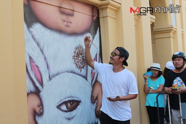 Photo Gallery ลบแล้ว! “Alex Face” ใช้สีทาทับภาพ “น้องมาร์ดี” คืนผนังตึก ...