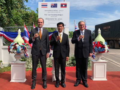 3 ชาติเปิดป้ายใหม่สะพานไทย-ลาว หนองคาย เผยเฉพาะปี 60 คนเข้าออกผ่านด่าน ...