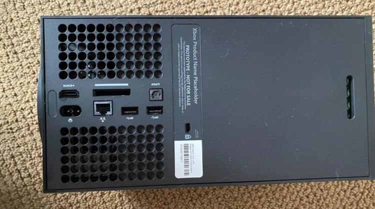 สื่อนอกยัน ช่องด้านหลัง "Xbox Series X" เอาไว้เพิ่มความจุ SSD