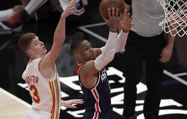 "เวสต์บรูก" ทุบสถิติ NBA 47 ปี ครองบัลลังก์ราชา "ทริปเปิล-ดับเบิล"