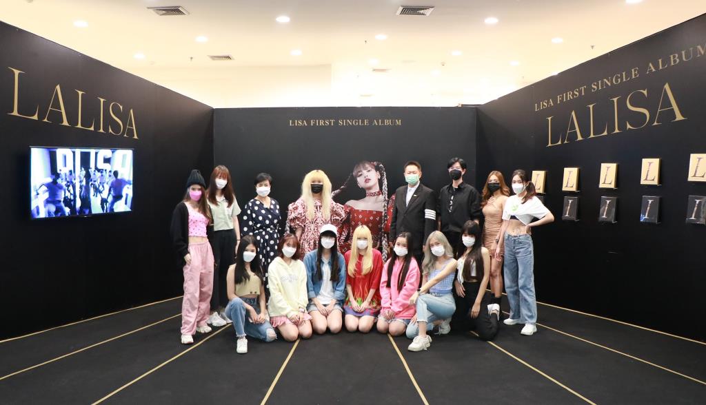 LISA POP-UP STORE เปิดตัวแล้วที่เอ็ม บี เค เซ็นเตอร์