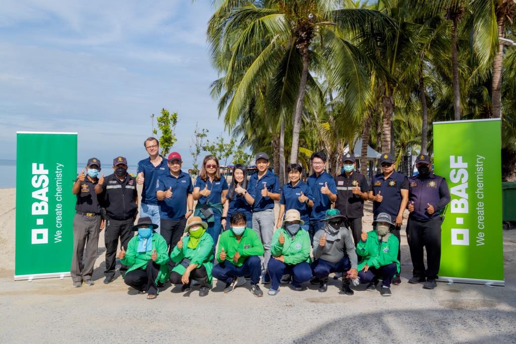 บีเอเอสเอฟ ร่วมกับเทศบาลเมืองแสนสุข จัดกิจกรรมโครงการ “BASF Beach Cleaning Challenge 2022” เป็น ...