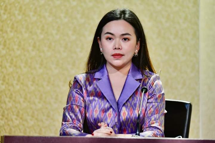 รัฐบาลติดตามจีนผ่อนคลายมาตรการโควิด รมว.คมนาคม ลงพื้นสุวรรณภูมิประชุม ...