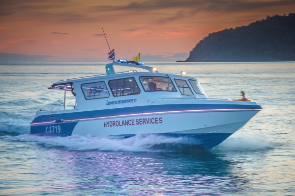 รพ.กรุงเทพตราดพร้อมดูแลสุขภาพ-รับมืออุบัติเหตุปี 66 ชูเคลื่อนย้าย ...