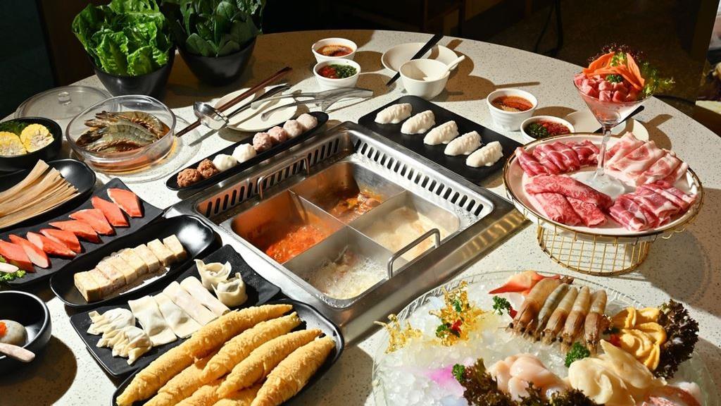 ฮอทพอทชื่อดังจากสิงคโปร์ Beauty in The Pot เปิดสาขาแรกในไทยแล้ว