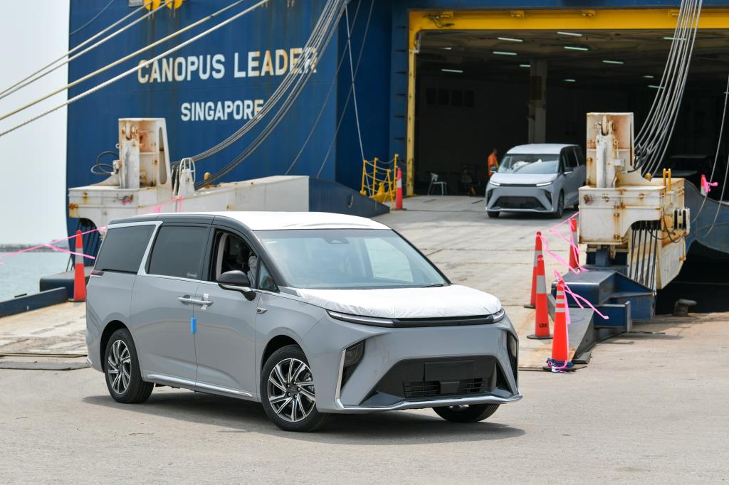 เอ็มจี เปิดราคา MAXUS 9 รุ่น X 2.499 ล้านบาท รุ่น V 2.699 ล้านบาท พร้อม ...