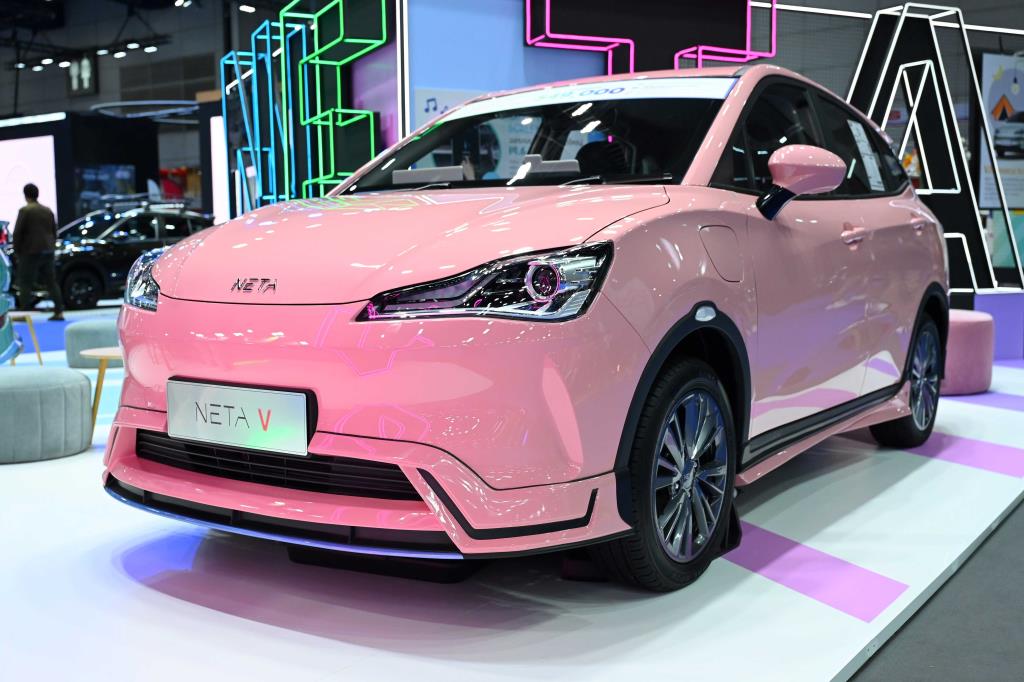 จอง NETA V งาน Big Motor Sale รับดอกเบี้ย 0% บัตรกำนัล 10,000 บาท ฟรี ...