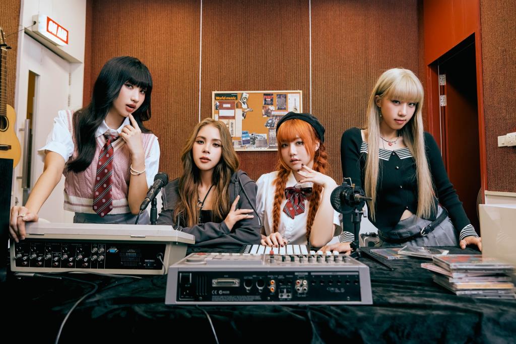 ถึงเวลามูฟออน “PRETZELLE” ส่งซิงเกิลใหม่ “พูดไม่ออก (Mute)” เพลงป๊อปฟัง ...