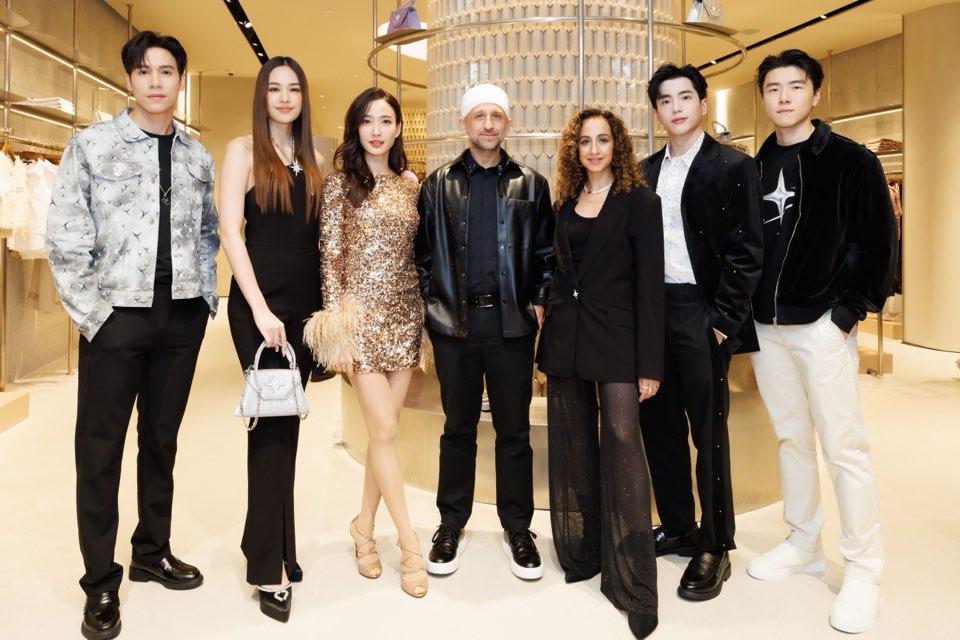 เปิดตัว JASPAL แฟล็กชิปสโตร์ใหม่ล่าสุด ชั้น 2 ศูนย์การค้าเซ็นทรัลเวิลด์ ...