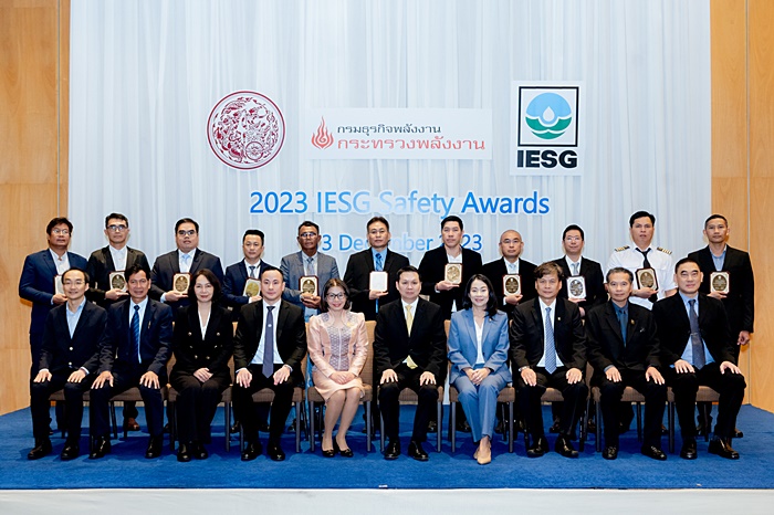 ผู้บริหารบางจากฯ ร่วมมอบรางวัลดีเด่นด้านความปลอดภัย ประจำปี 2566 ของ ...