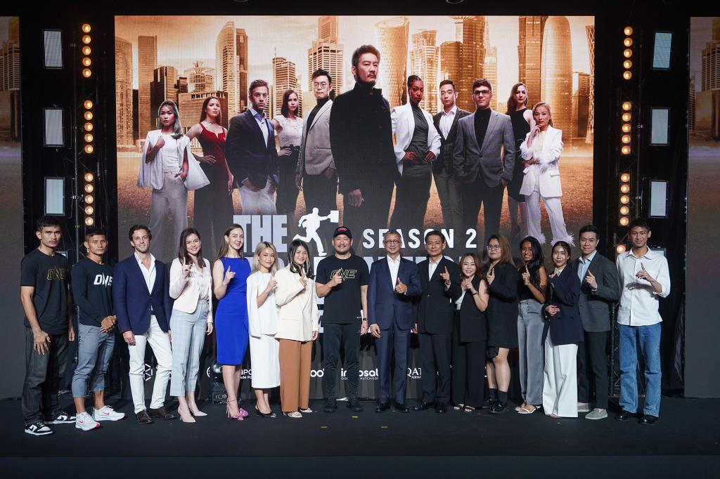 Chatri leads an athlete to gift the Thai people with two world ...