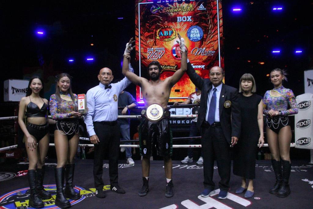 "ดาห์ก้า" กำปั้นอินเดีย ชนะคะแนน "อัฟริดี" คว้าแชมป์ WBA Asia South ...