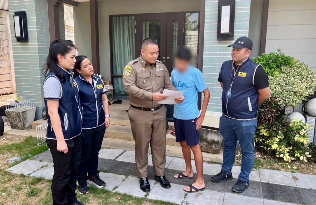 ปอท.บุกรวบเจ้าของเว็บโป๊-หนังเถื่อน "siambit" เปิดมา 19 ปี ฟันรายได้ ...