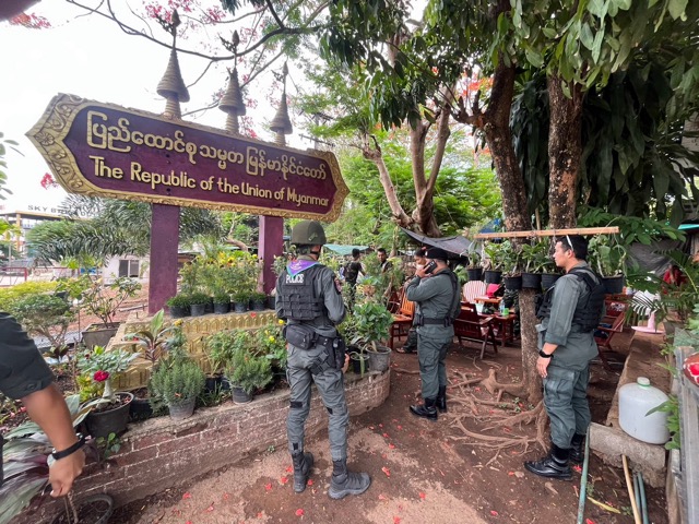 เผยชนวนปะทะที่พญาตองซู เหตุ KNU-KNLA ส่งผู้แทนไปชวนลูกน้องเจ้าพ่อค้าอาวุธมาอยู่ด้วย
