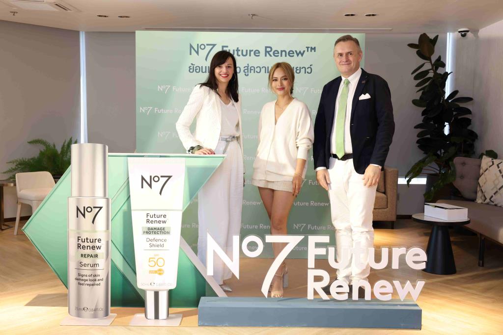 เปิดตัวNo7 Future Renew
