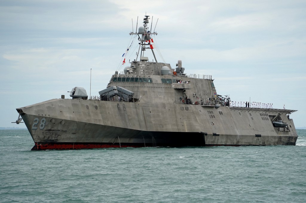 เรือ USS Savannah สหรัฐฯ เดินทางถึงกัมพูชา ท่ามกลางความกังวลเรื่องฐาน ...
