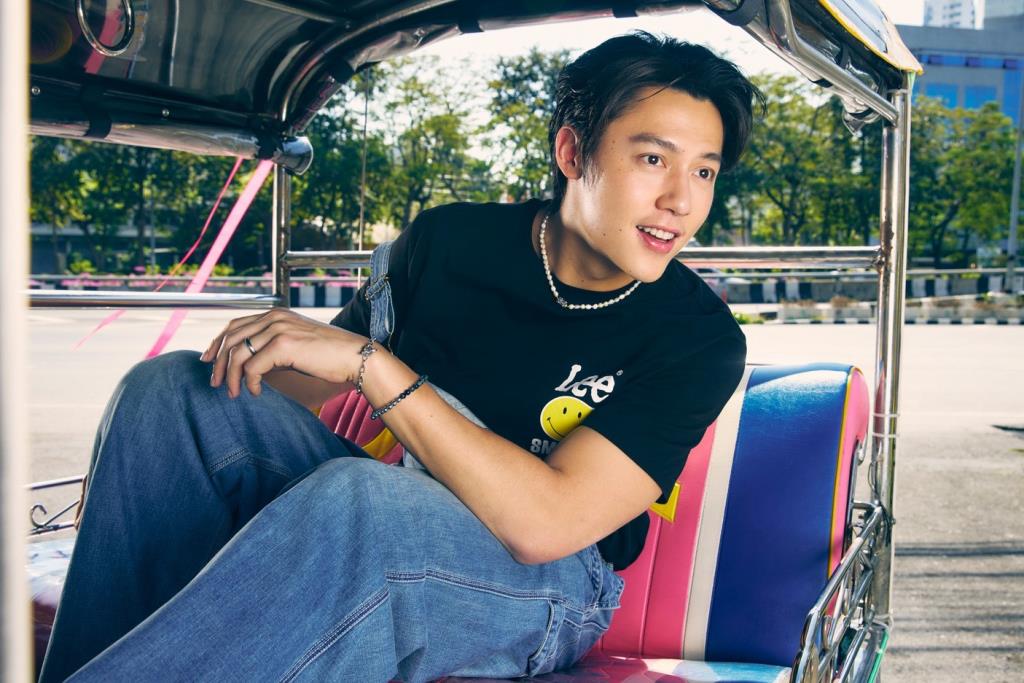 ‘Lee | Smiley: Smile Lee Smile Land’ ครีเอทลุคสดใสรับร้อนของ Lee | Smiley