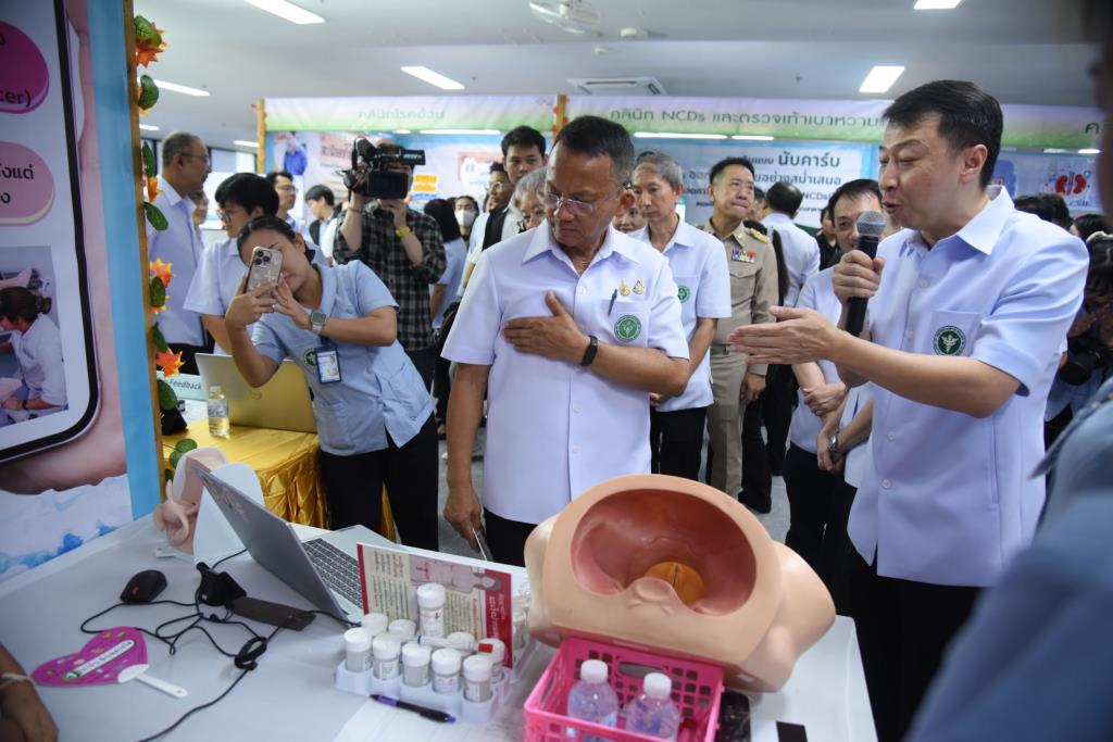 “สมศักดิ์” มั่นใจกองทุนบัตรทอง 30 บาท ไม่มีวันล่มแน่นอน หลังดันโครงการลดโรค NCDs สำเร็จ