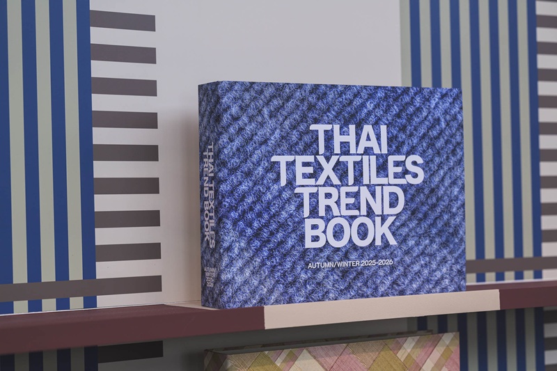 เปิดตัวหนังสือ "Thai Textiles Trend Book Autumn/Winter 2025-2026" ตามแนวพระดำริใน ...